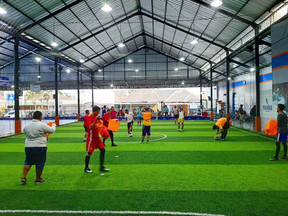 Strategi Menjalankan Bisnis Sewa Tempat Futsal - Uang Online
